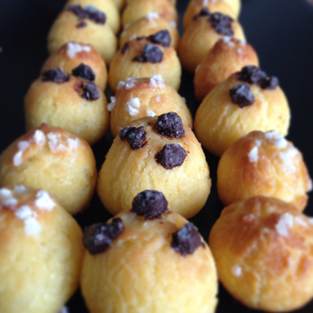 Chouquettes – Mini Bite-sized Pastry Snacks | My Dear Kitchen in Helsinki