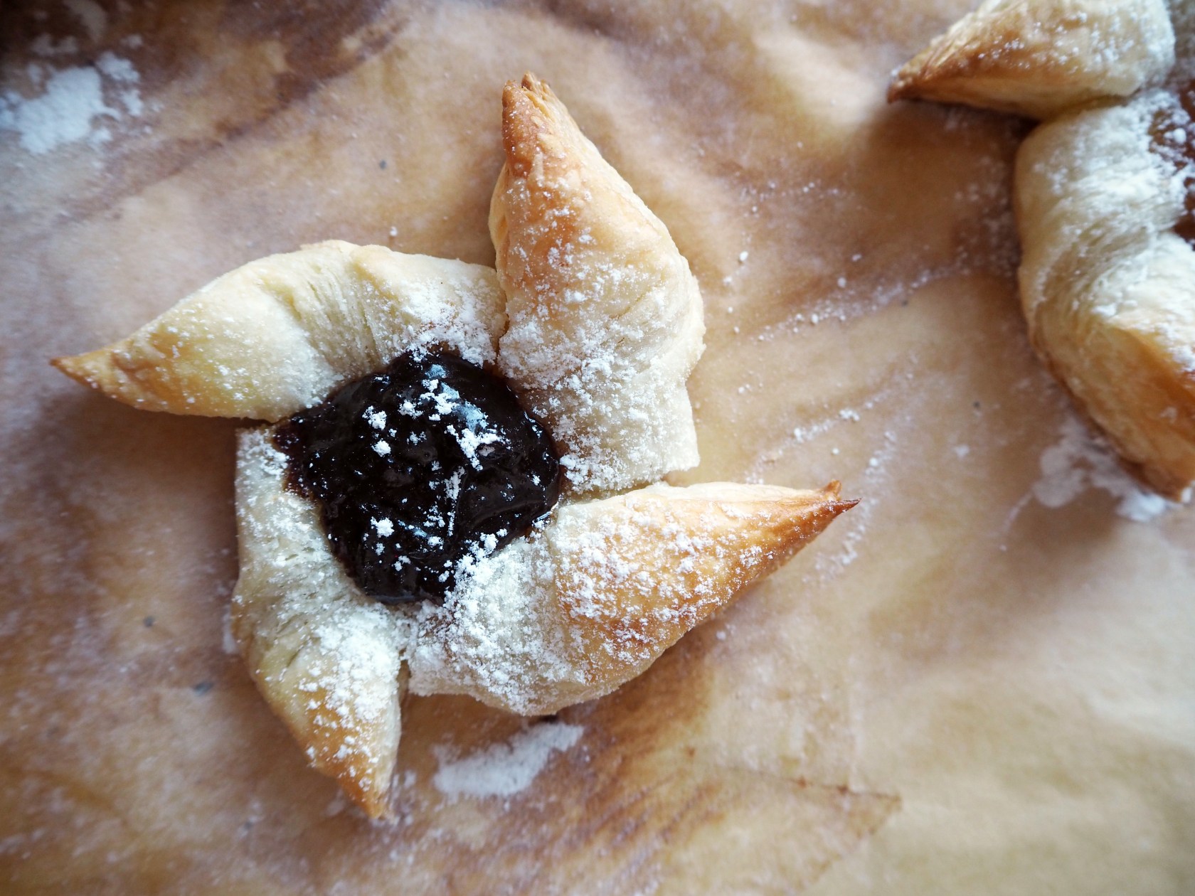 Joulutorttu // Tähtitorttu – Finnish Pinwheel Shaped Christmas Tarts ...