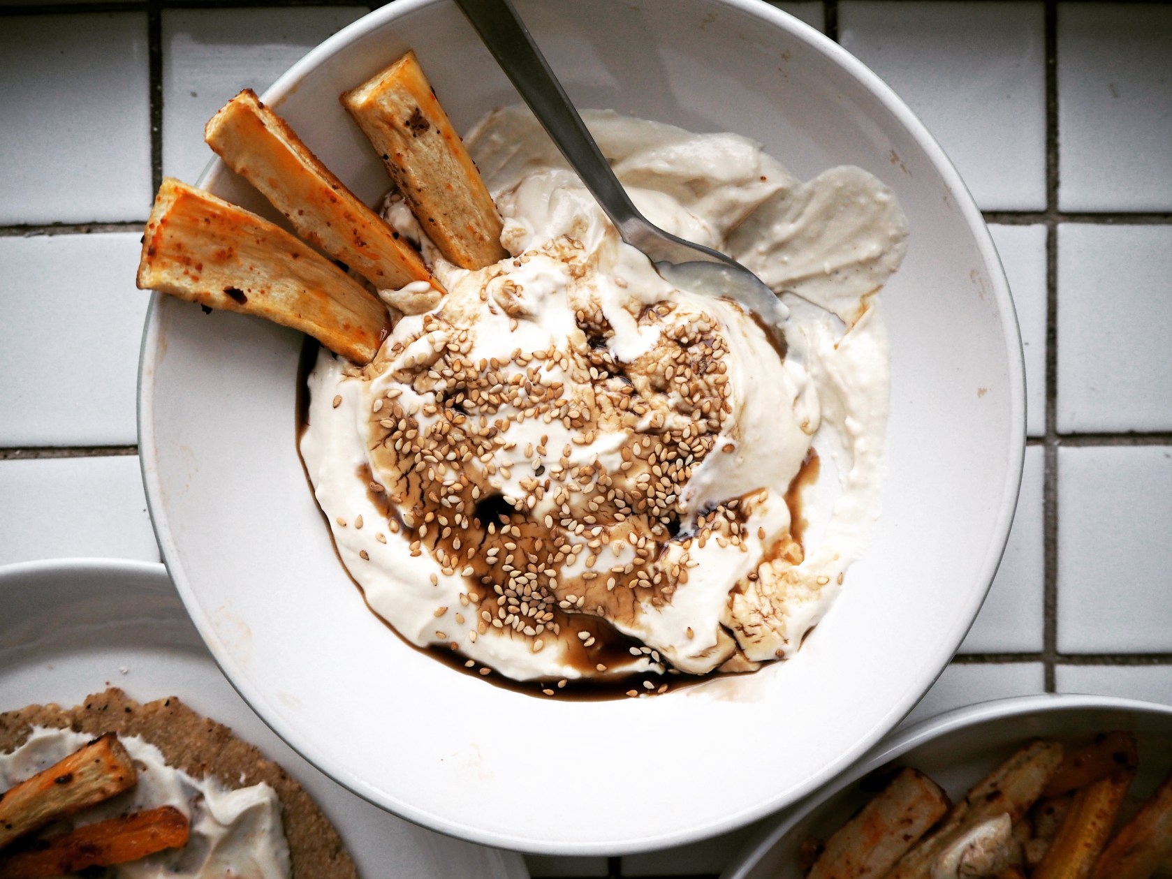 Vegan Monday: Oat Flatbread With Oat Yoghurt / Tahini Sauce – Cooking ...