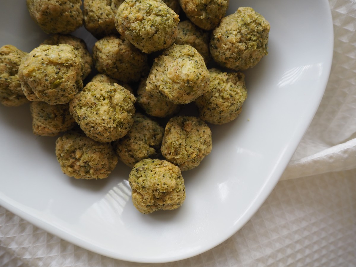Gluten-Free Thursday: Broccoli Balls With Parmesan | My Dear Kitchen in ...